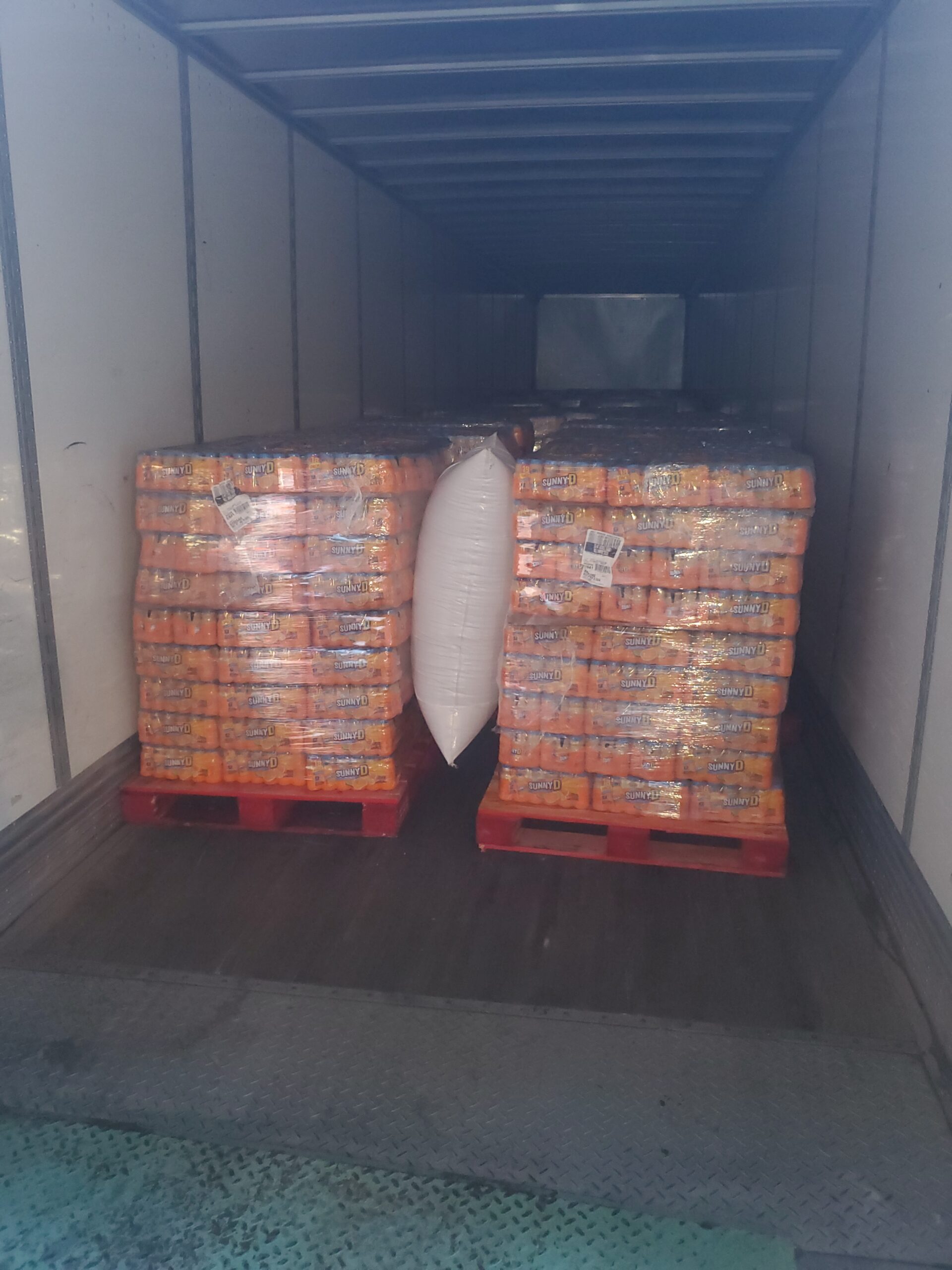 Bulk Storage Warehouse and Cross-Docking | Pallet Reworking